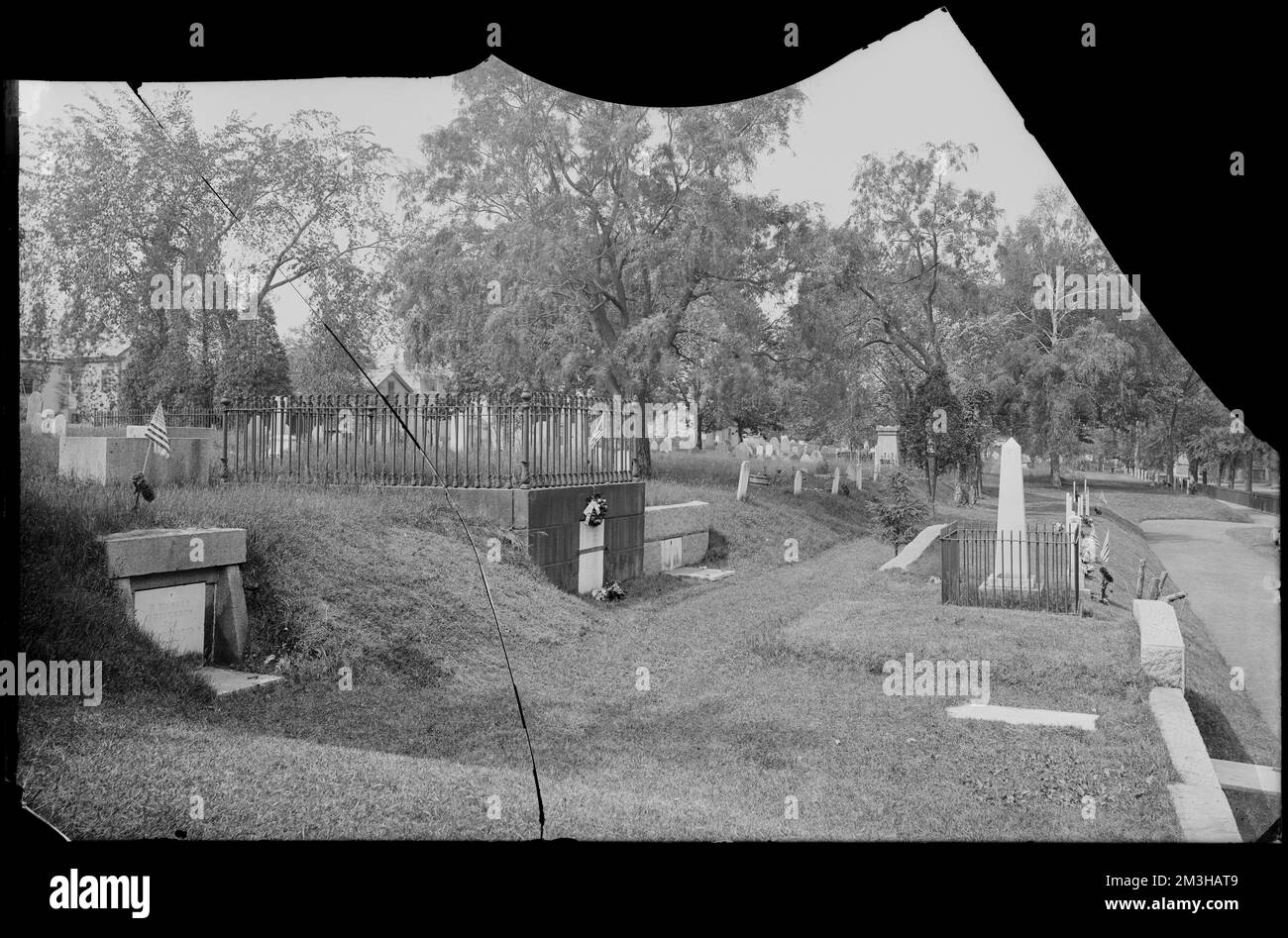 Monuments, Salem, Broad Street Cemetery, General Frederick W. Lander ...