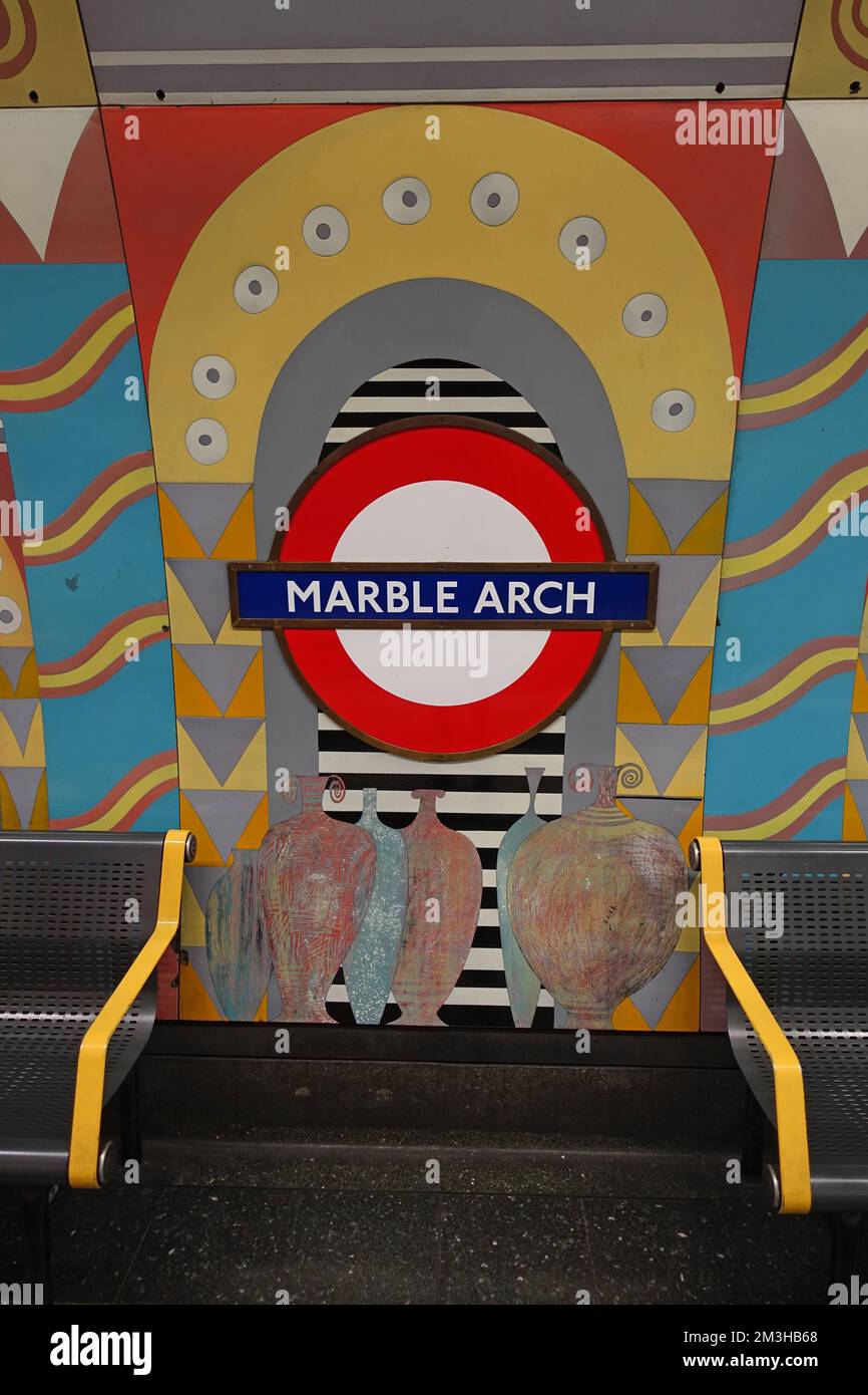 Marble Arch tube station Stock Photo - Alamy