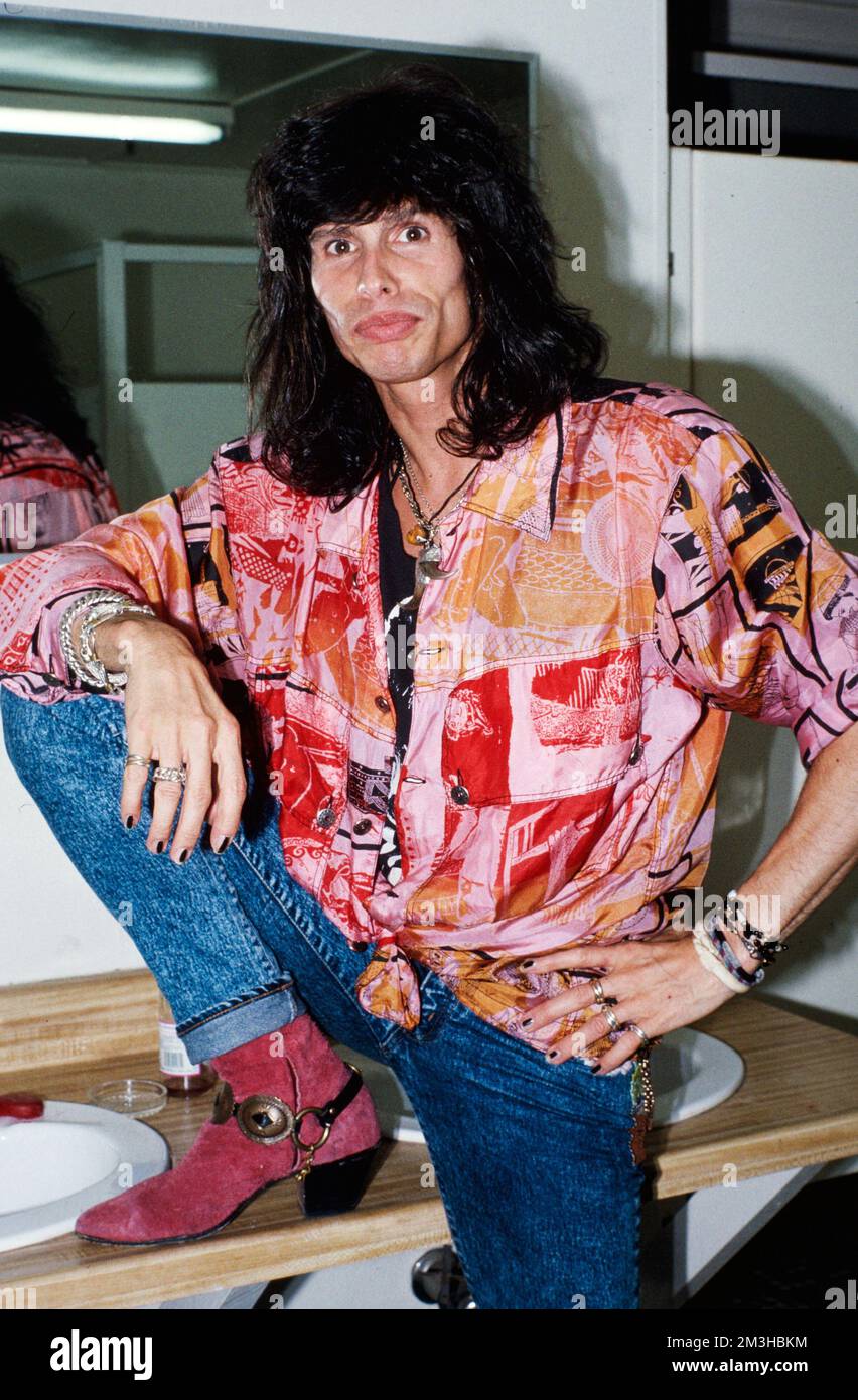 Steven Tyler photographers in San Francisco, California 1988 Credit ...