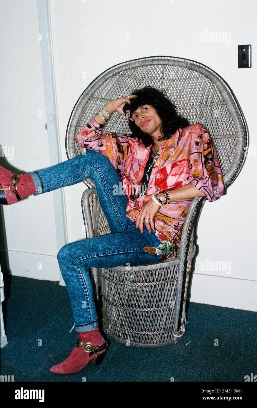 Steven Tyler photographers in San Francisco, California 1988 Credit ...