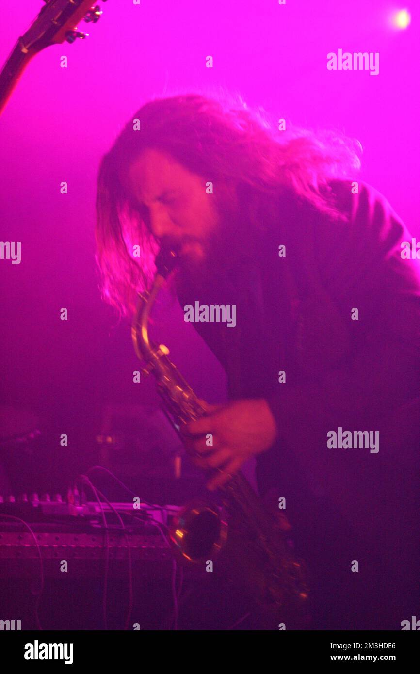 James in concert hi-res stock photography and images - Alamy