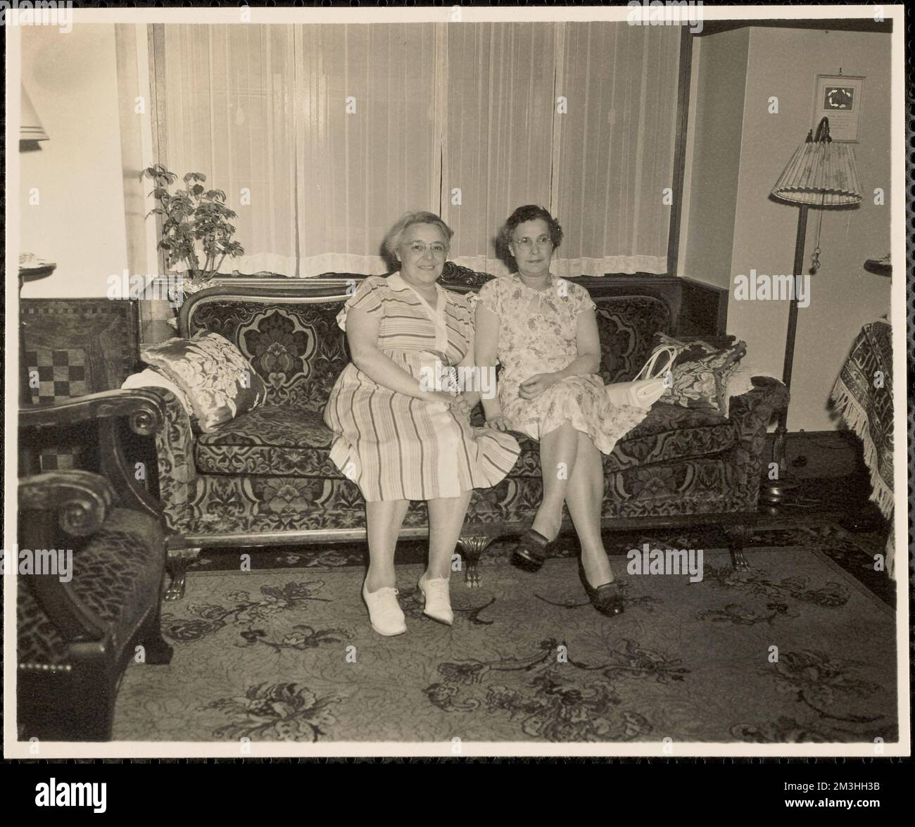 Mrs. Dorothy Downs and her sister Miss Mary Taylor , Families. Leon ...