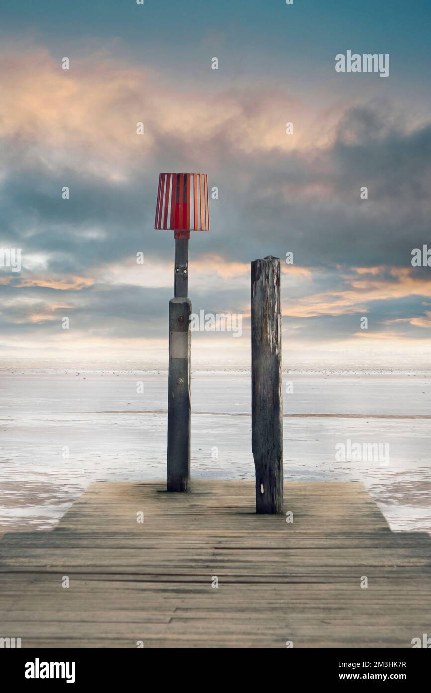 Ocean shoreline jetty hi-res stock photography and images - Alamy