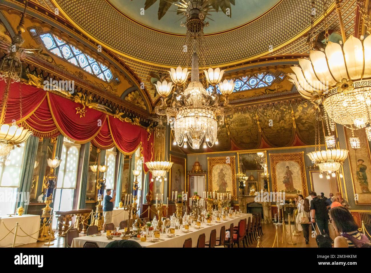 The banqueting Hall at the Royal Pavilion in Brighton Stock Photo - Alamy