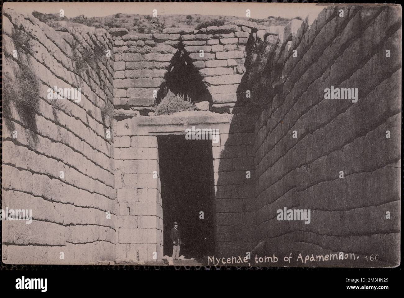 Mycenae, tomb of Apamemnon , Archaeological sites, Tombs & sepulchral ...