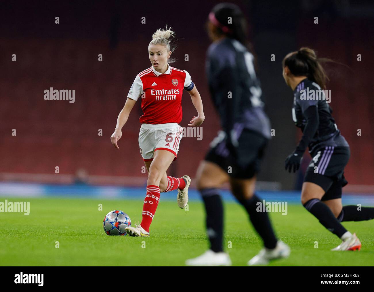 Leah williamson arsenal 2022 hi-res stock photography and images - Alamy