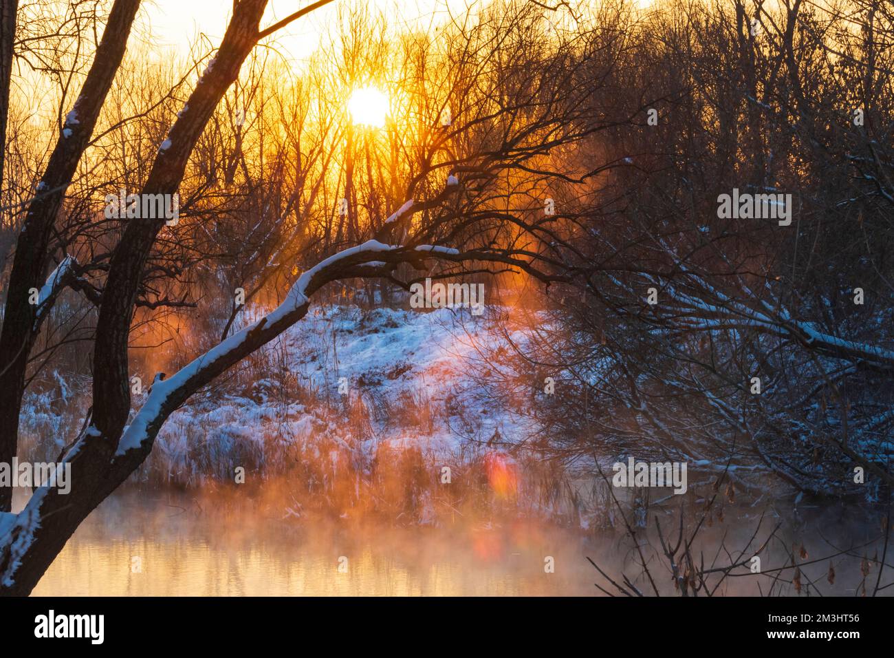 Sunset river nature hi-res stock photography and images - Alamy