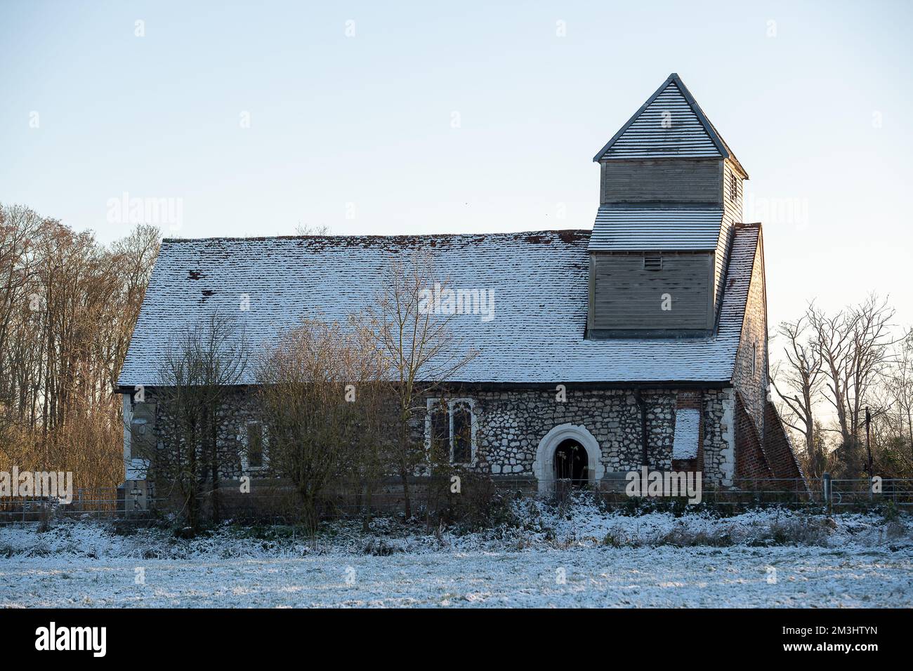 St mary magdalene church snow hi-res stock photography and images - Alamy