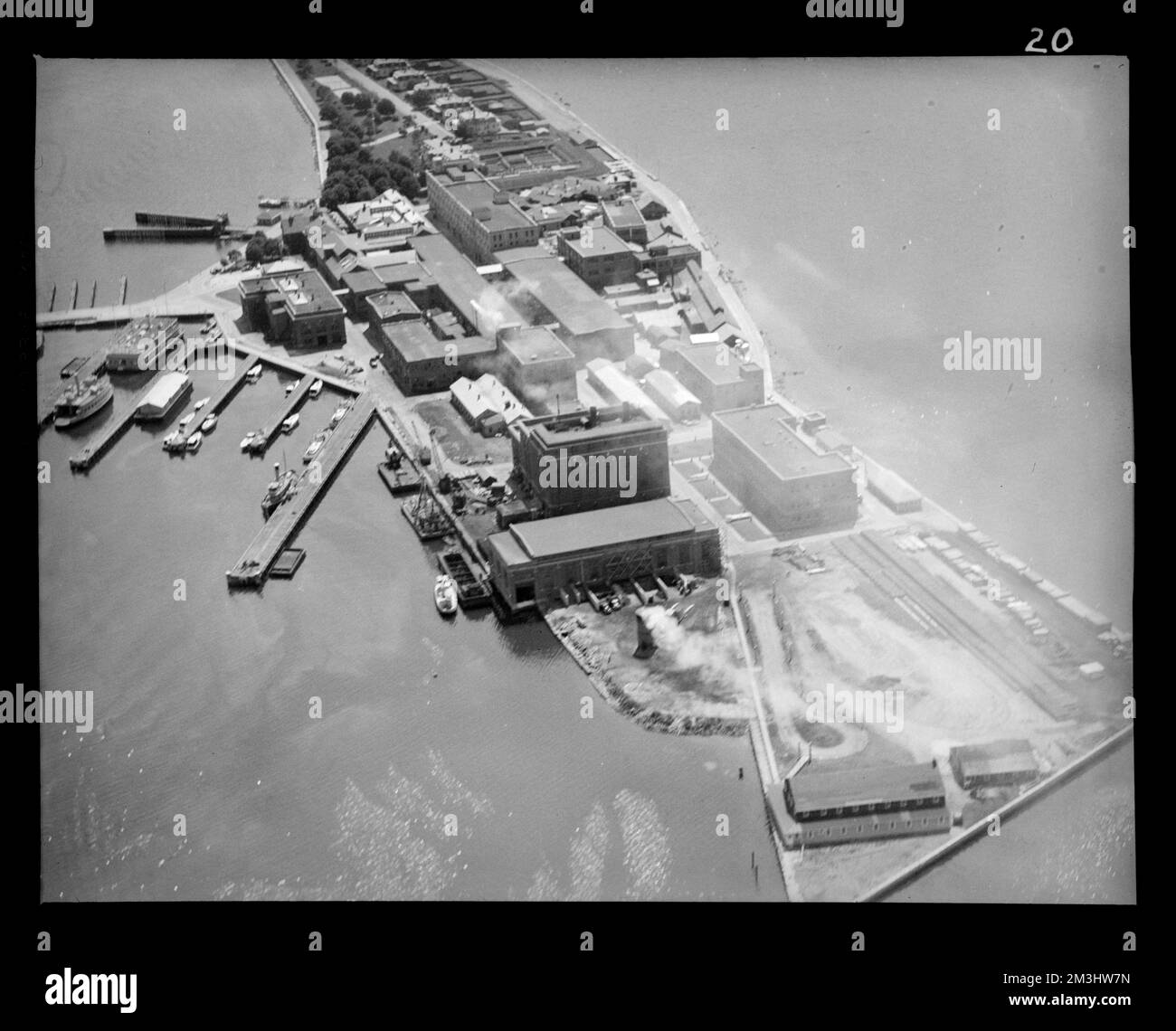 Wwii submarine station hi-res stock photography and images - Alamy