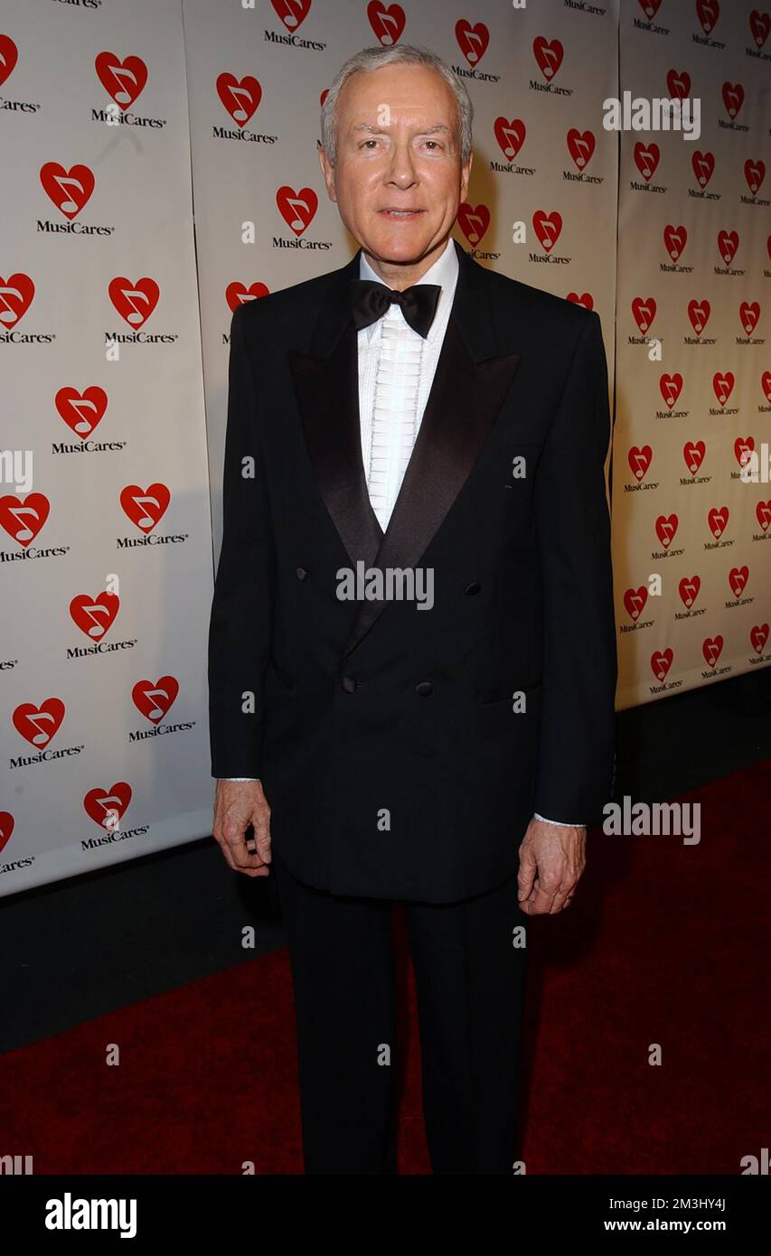 NEW YORK, NY- Feb 2003 : Orin Hatch attends the MusicCares Pre-Dinner ...