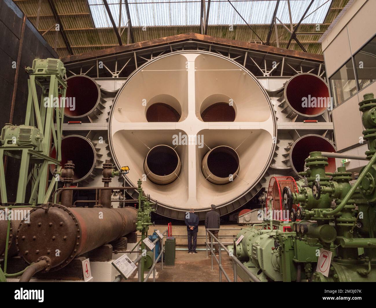 The main door (open position) of the main chamber of the Barnes Wallis ...