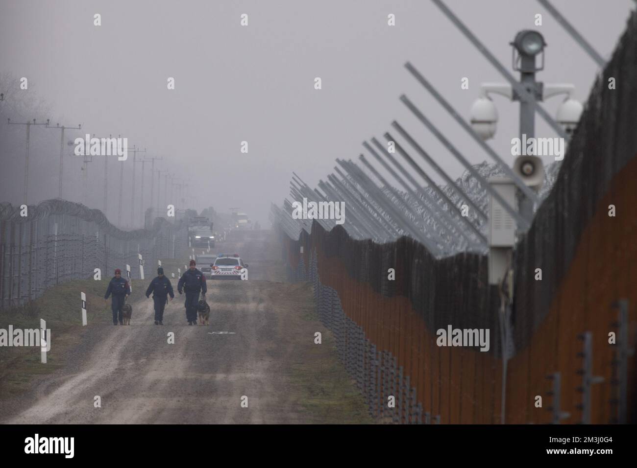 Officers agreed hi-res stock photography and images - Alamy