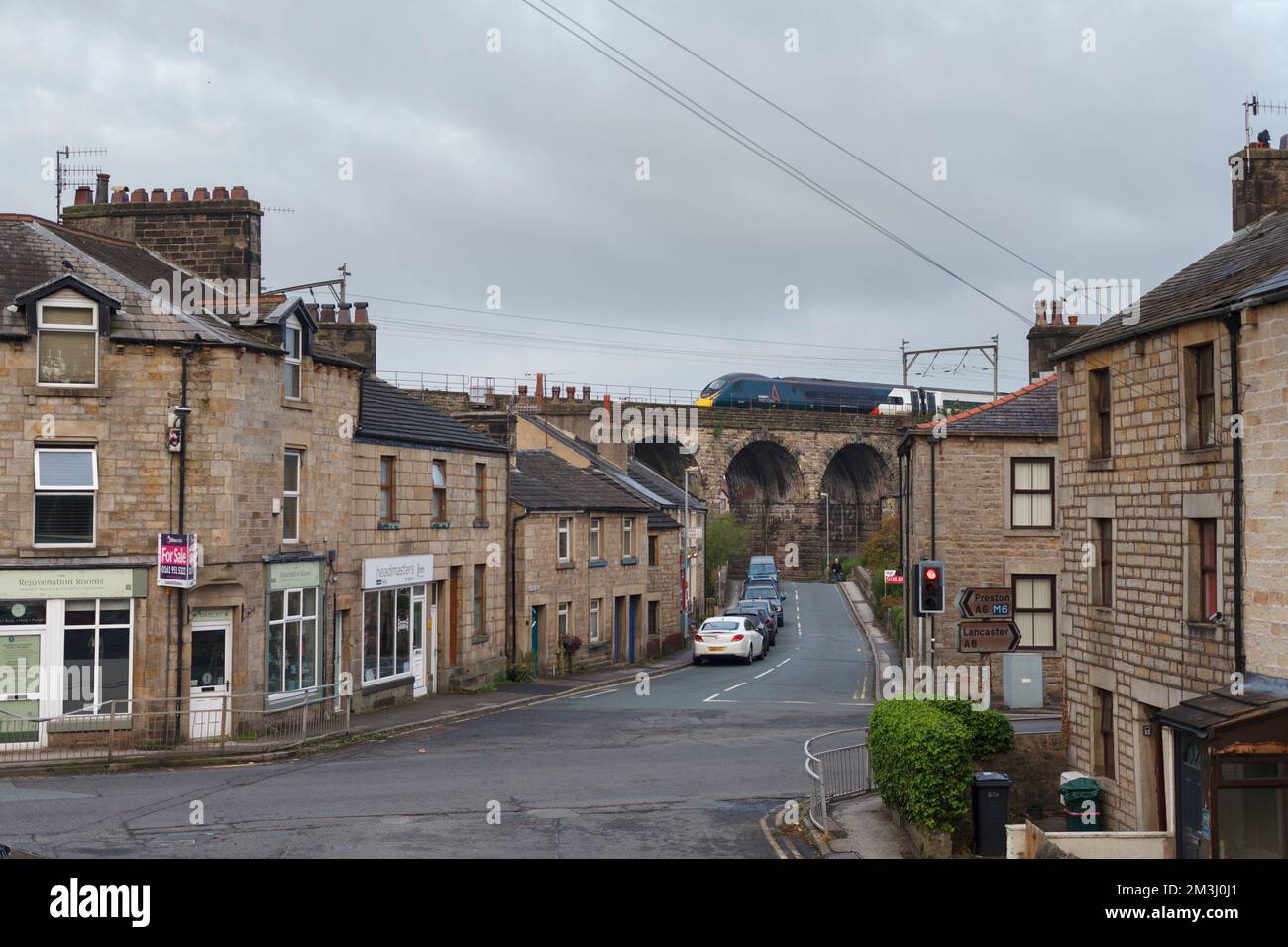 Avanti west coast pendolino train crossing the Conder viaduct at ...