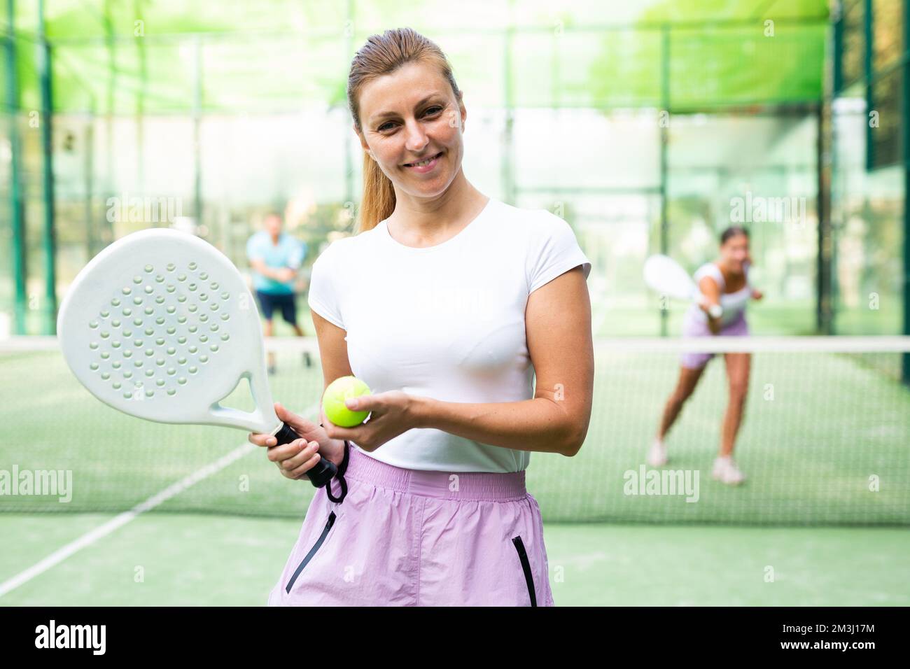 Female playing padel tennis hi-res stock photography and images - Alamy