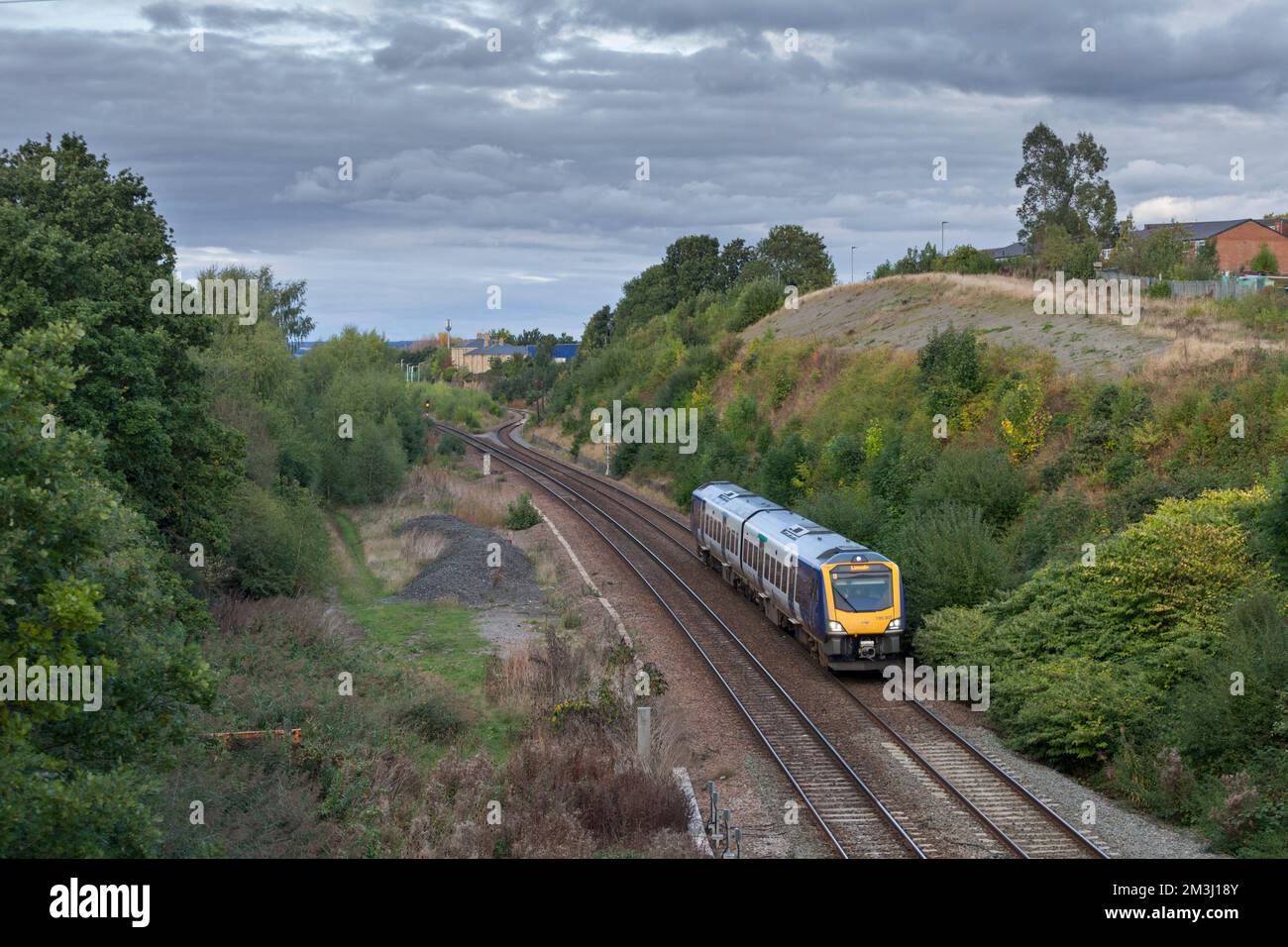 Northern Rail class 195 diesel train built in Spain by CAF passing ...