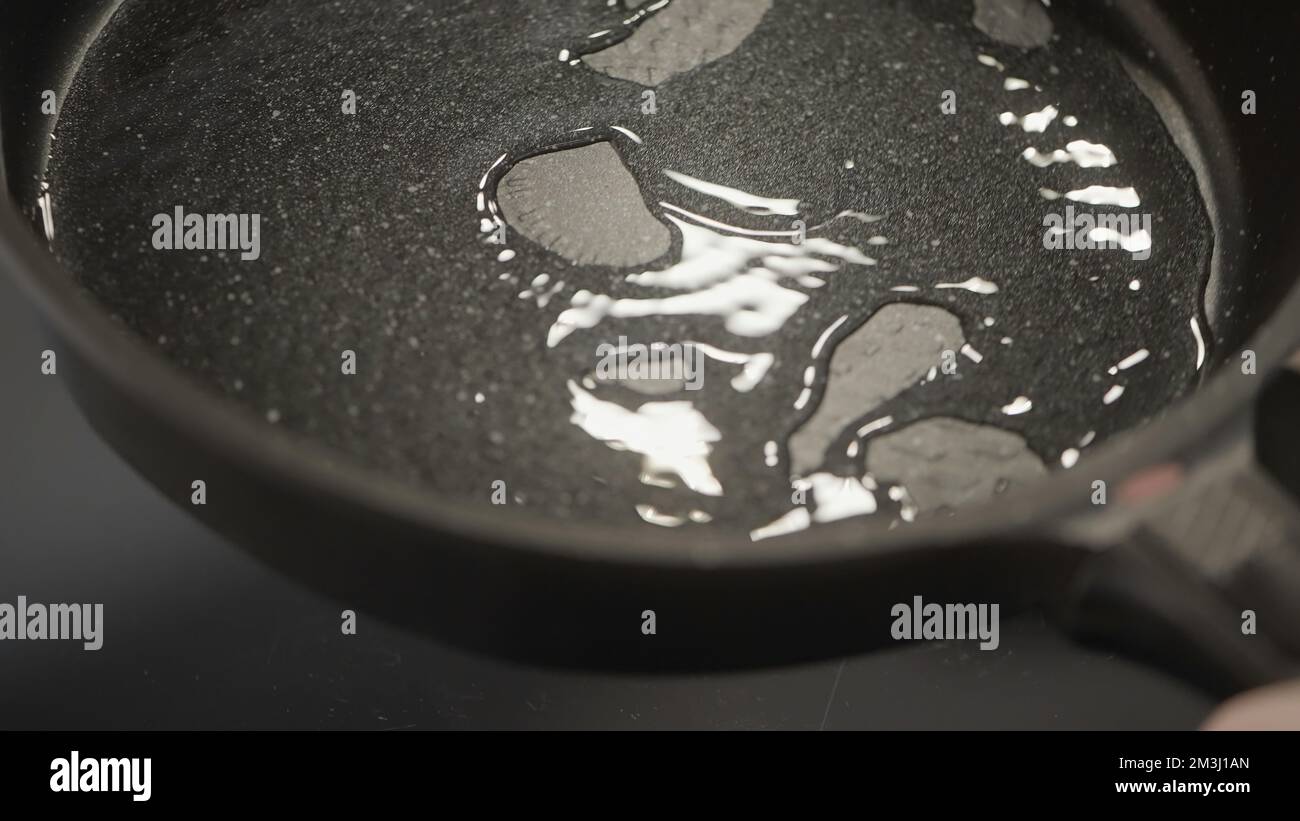 Greased pan hi-res stock photography and images - Alamy