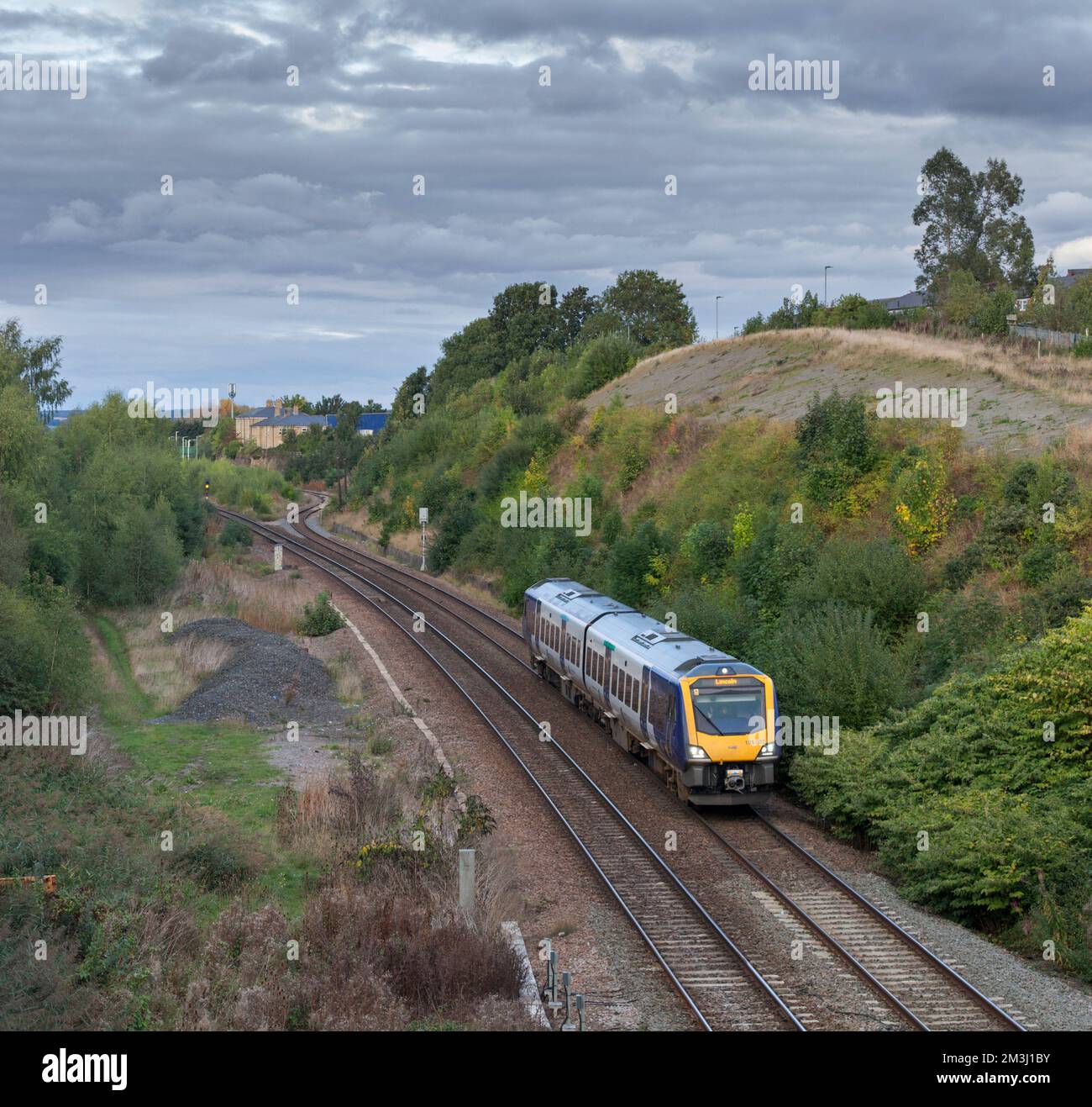 Northern Rail class 195 diesel train built in Spain by CAF passing ...