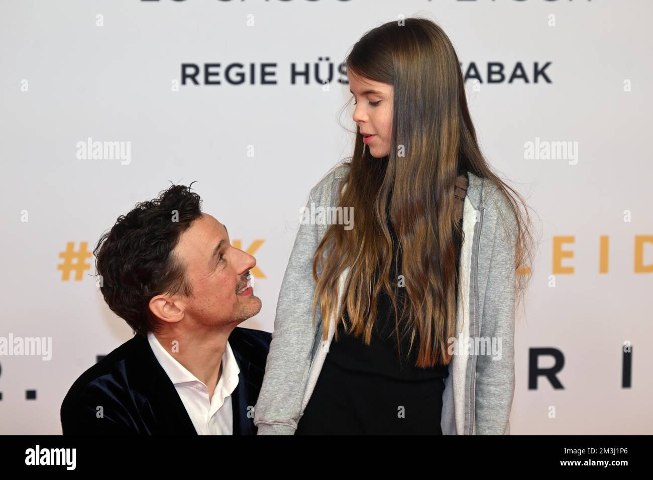 Munich, Germany. 15th Dec, 2022. Actors Florian David Fitz and Laurì ...