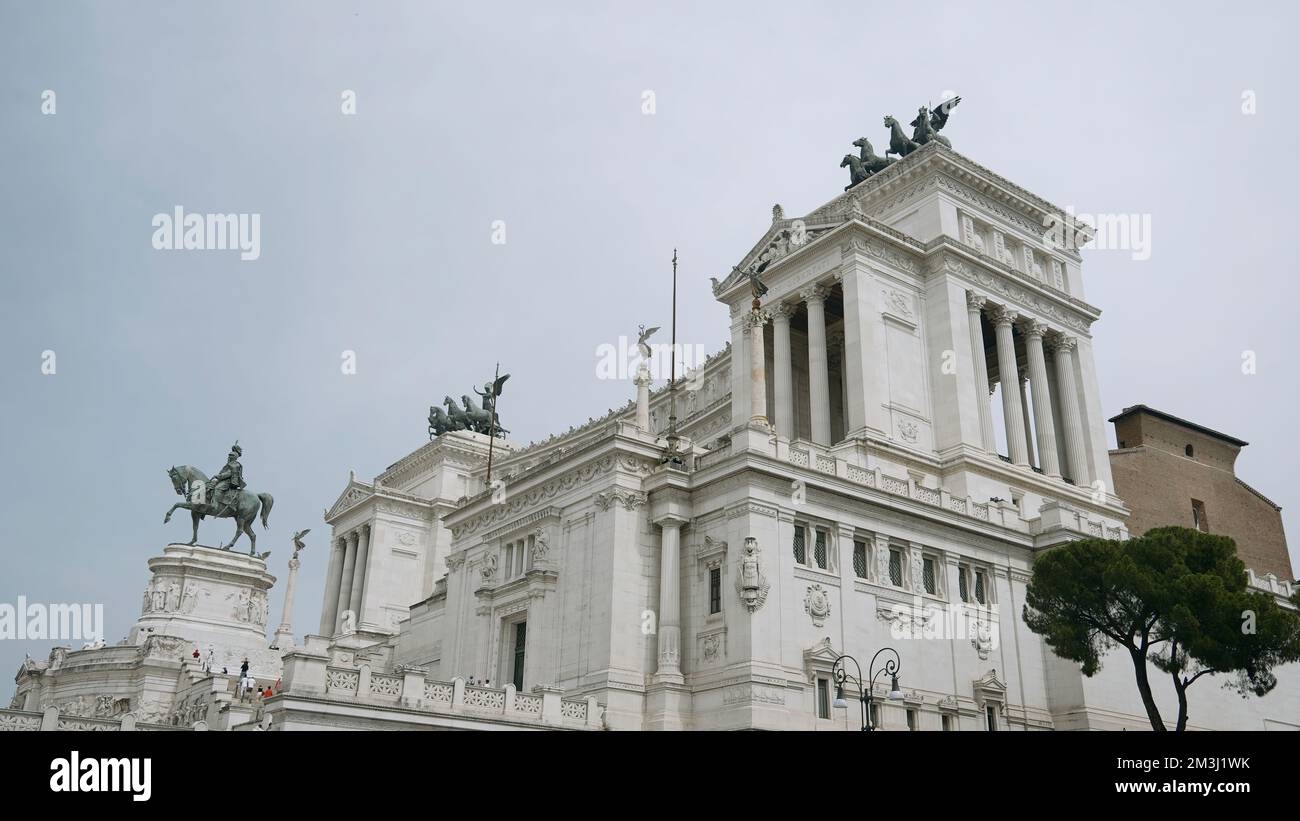 Italy, Milan - August 30, 2022: Famous buildings of Italy. Action ...