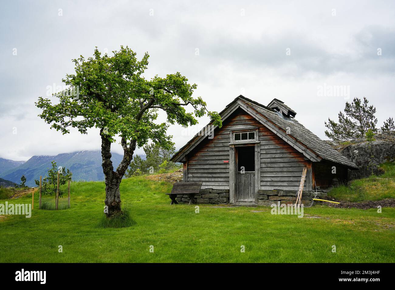 Norwegian log cabin hi-res stock photography and images - Alamy