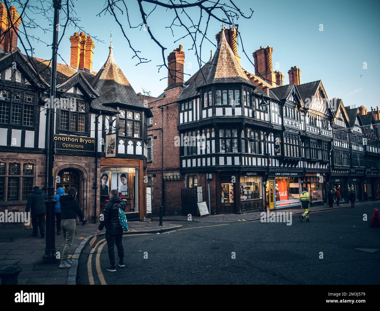 Typical Chester streets at Christmas Stock Photo - Alamy