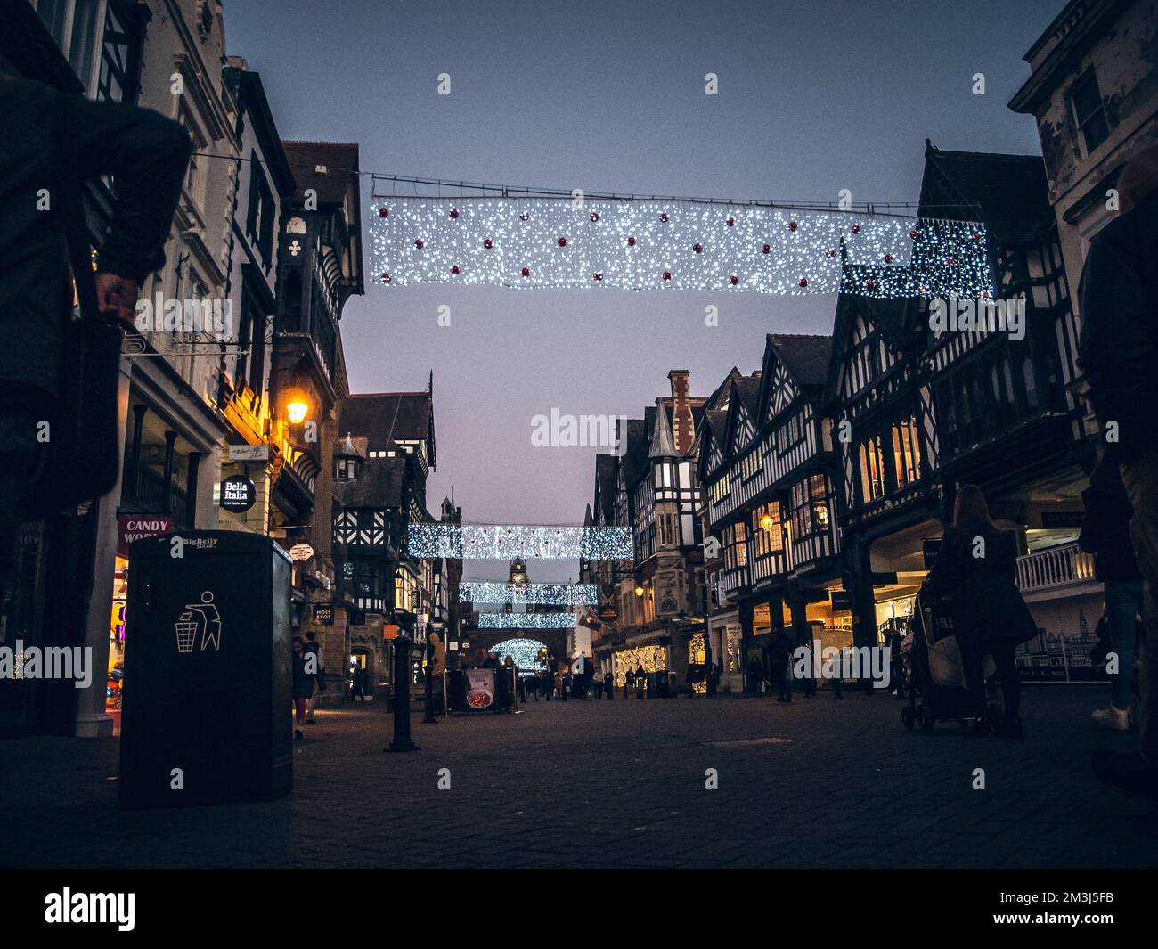 Typical Chester streets at Christmas Stock Photo - Alamy