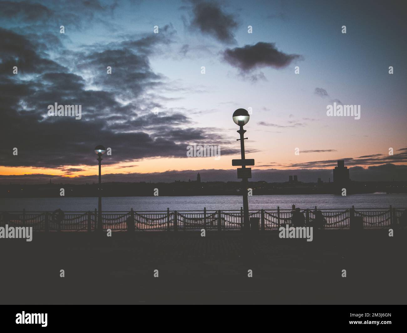 Liverpool center ville hi-res stock photography and images - Alamy