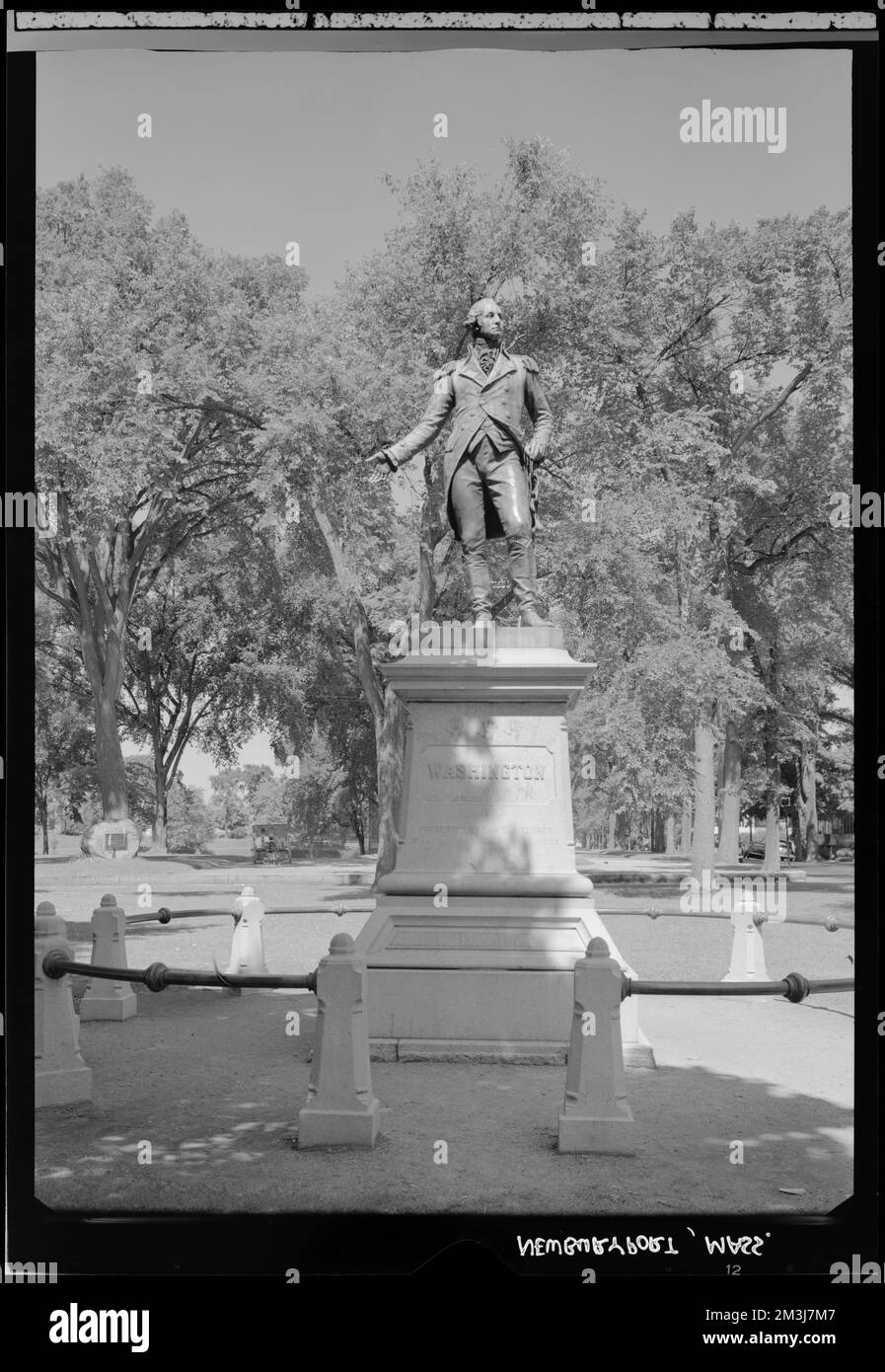 Newburyport, statue of George Washington, summer , Monuments ...
