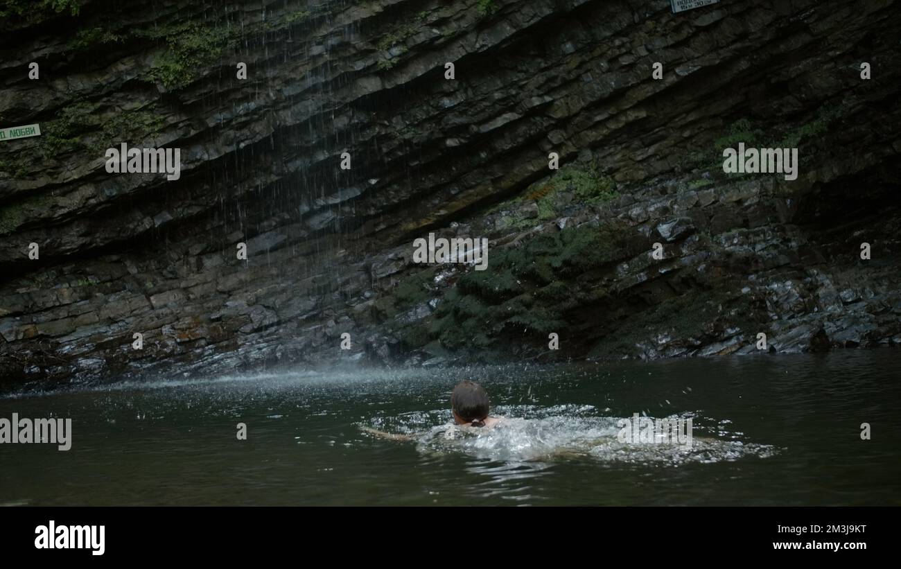 Women in small bikini hi-res stock photography and images - Alamy