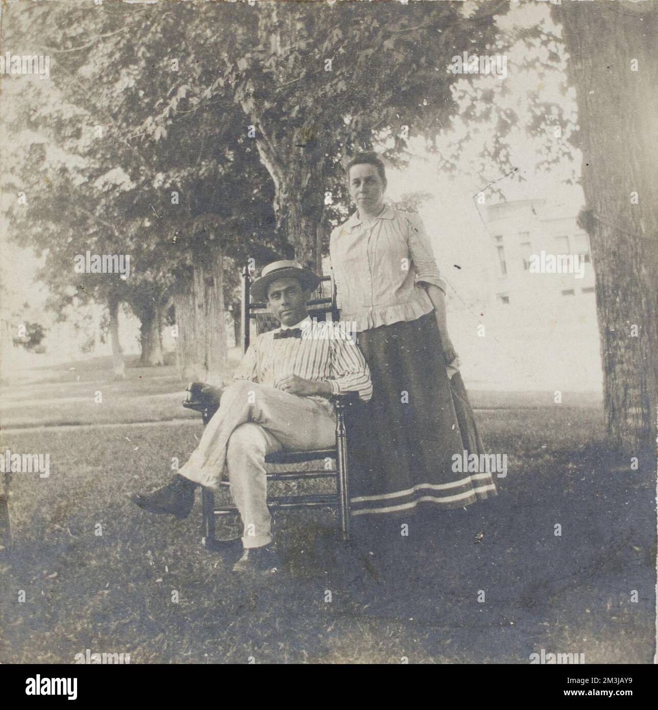 O libraries hi-res stock photography and images - Alamy