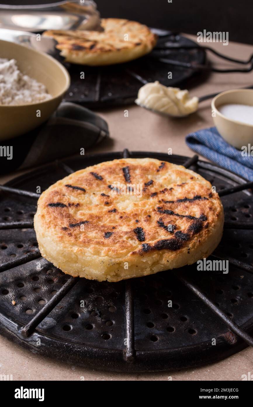 "Arepa" Clombian traditional food made with cheese Stock Photo - Alamy