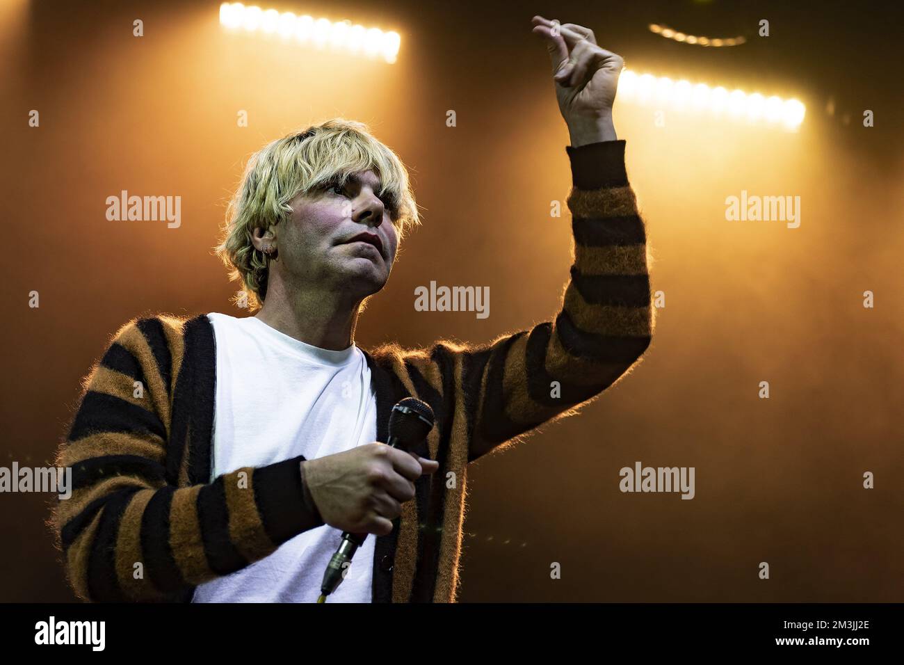 LONDON, ENGLAND: Tim Burgess, singer of the band The Charlatans ...