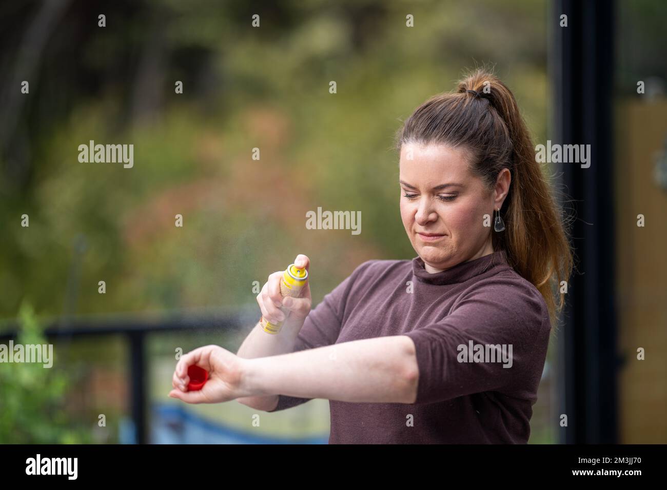 Bug spray hi-res stock photography and images - Alamy