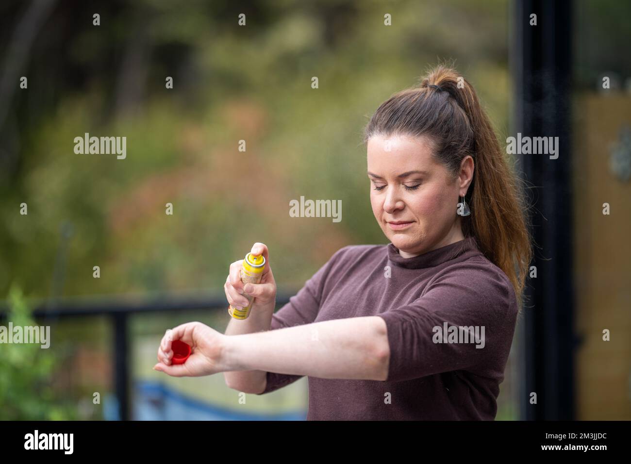 Bug spray hi-res stock photography and images - Alamy