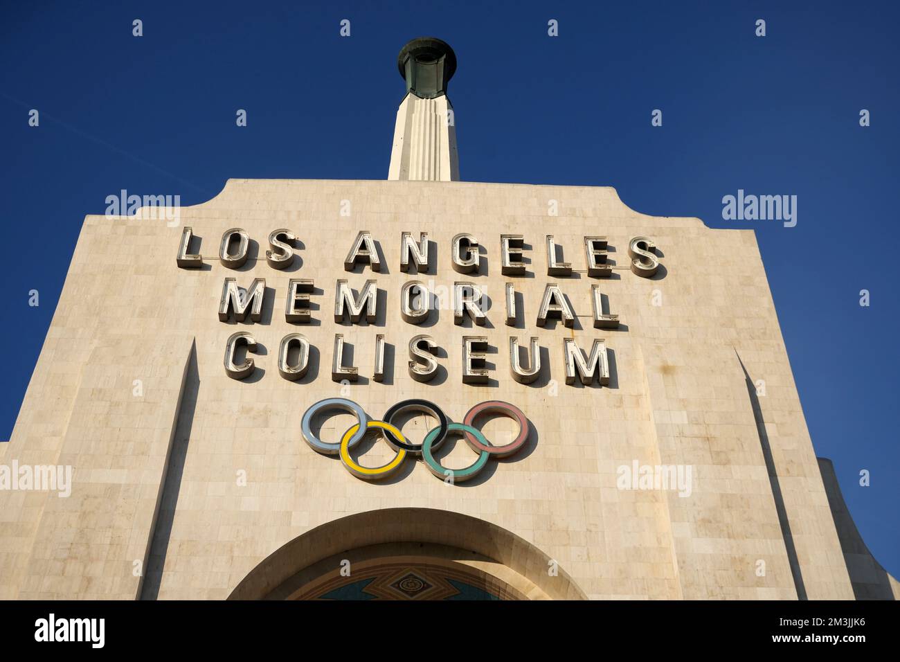 Olympic rings at the Los Angeles Memorial Colisuem peristyle and ...