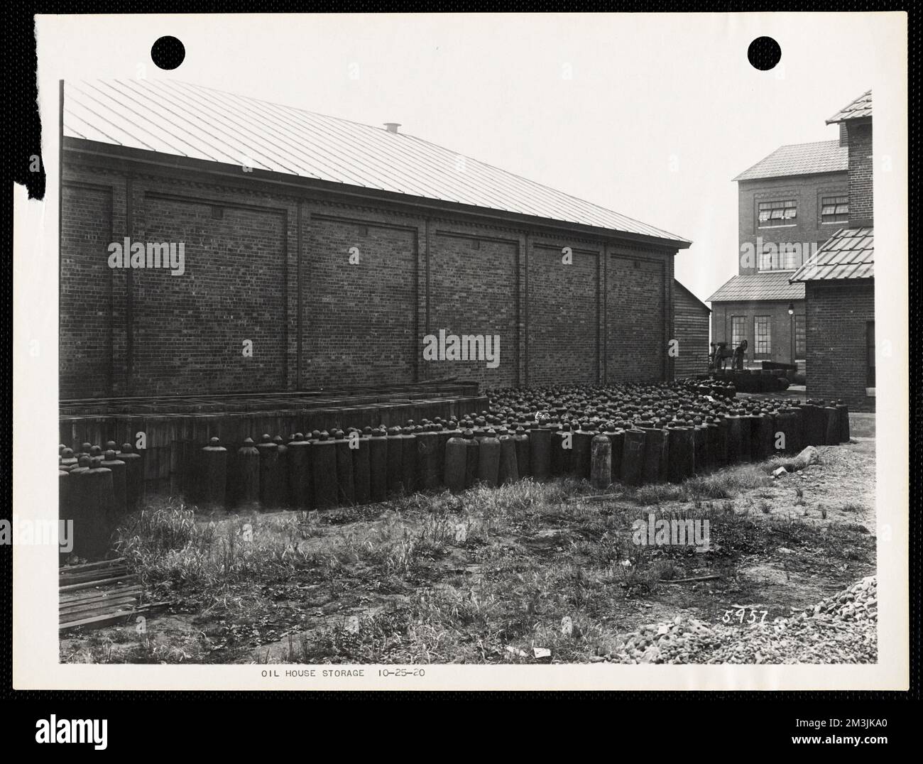 Army storehouses hi-res stock photography and images - Alamy
