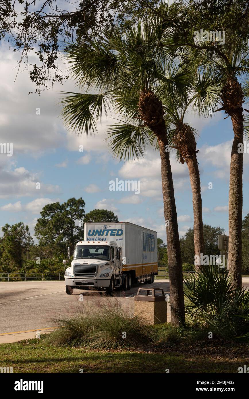 Central Florida, USA. 2022. Truck stop rest area in Florida with truck ...