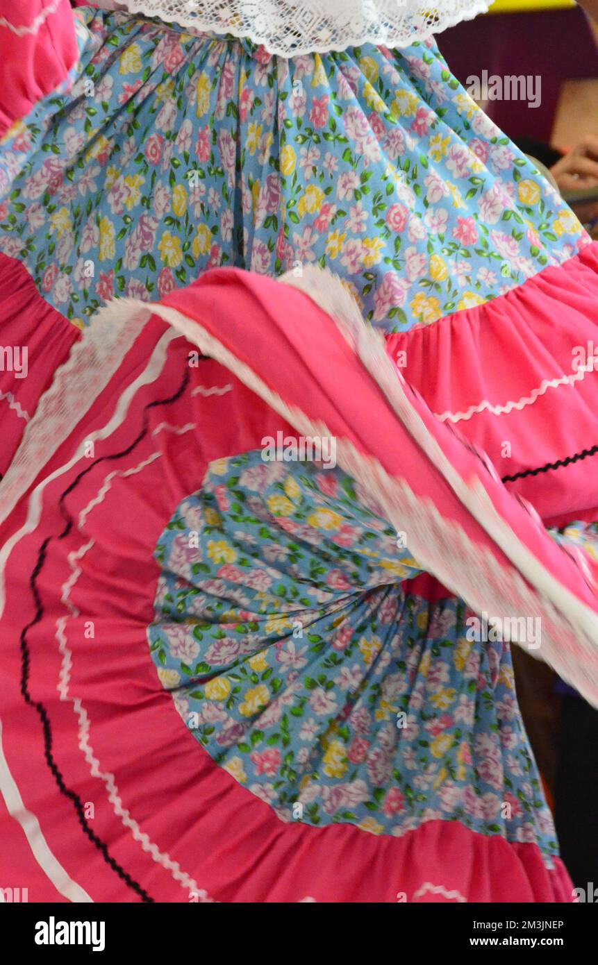 Jarabe tapatío dance hi-res stock photography and images - Alamy