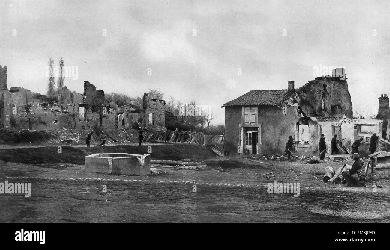 World war i french village hi-res stock photography and images - Alamy