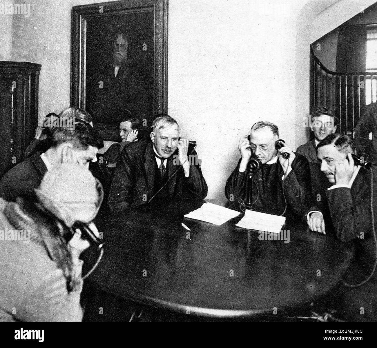 Transatlantic telephone service hi-res stock photography and images - Alamy