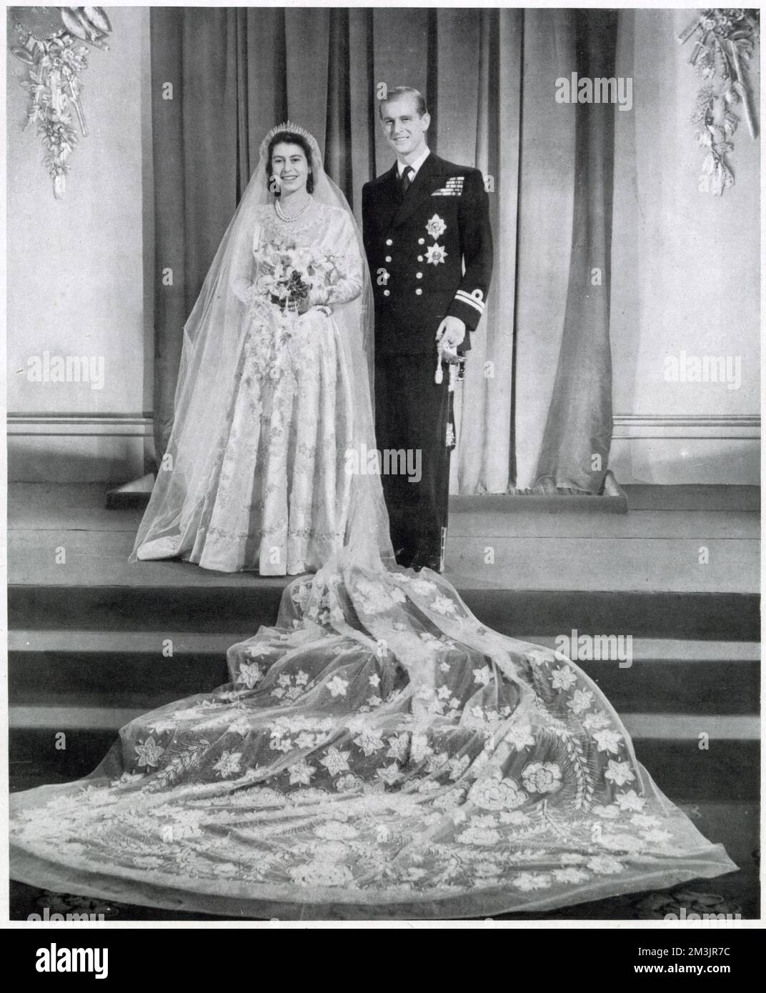 1947 queen elizabeth wedding hi-res stock photography and images - Alamy