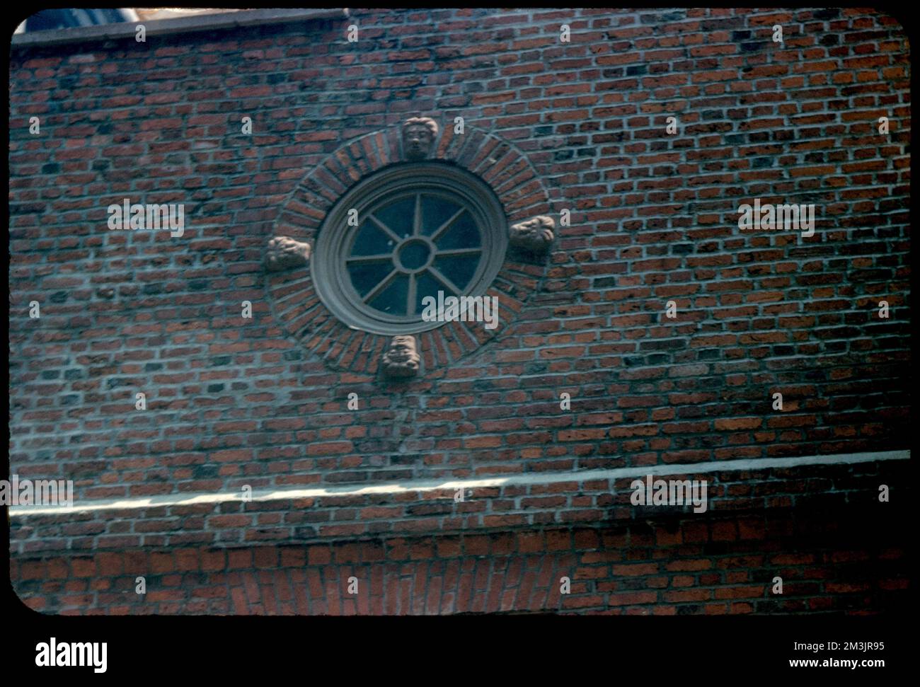 Old State House window , Capitols, Historic buildings, Windows, Old ...