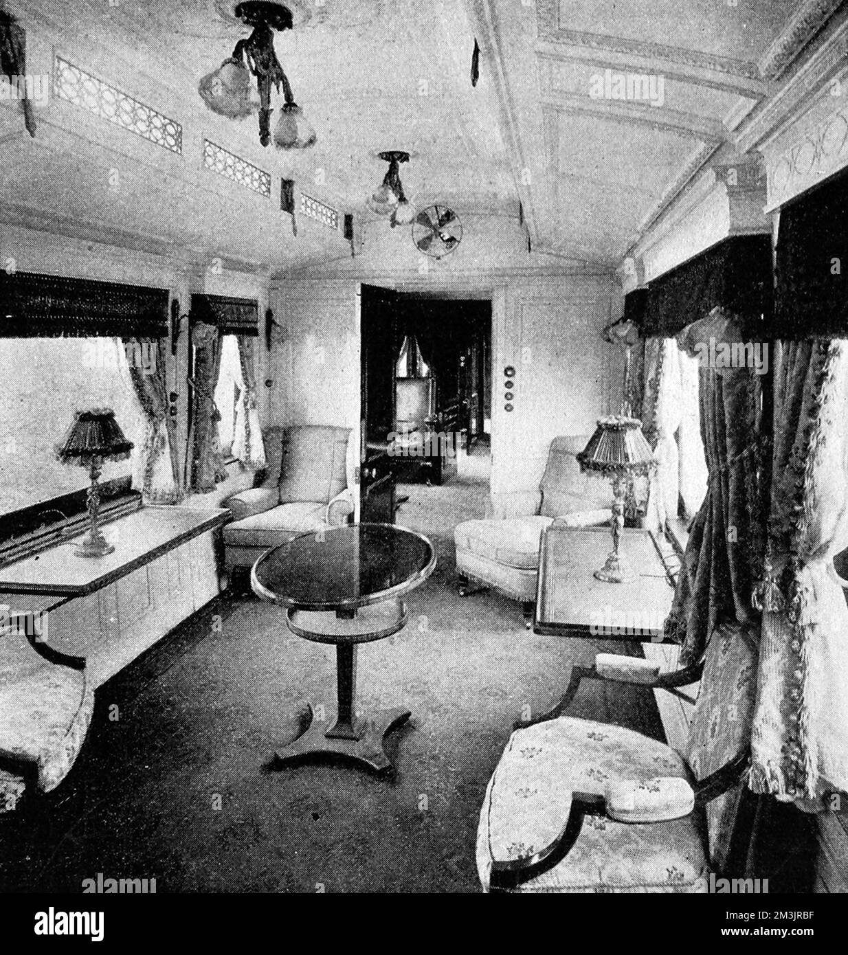 S train Black and White Stock Photos & Images - Alamy