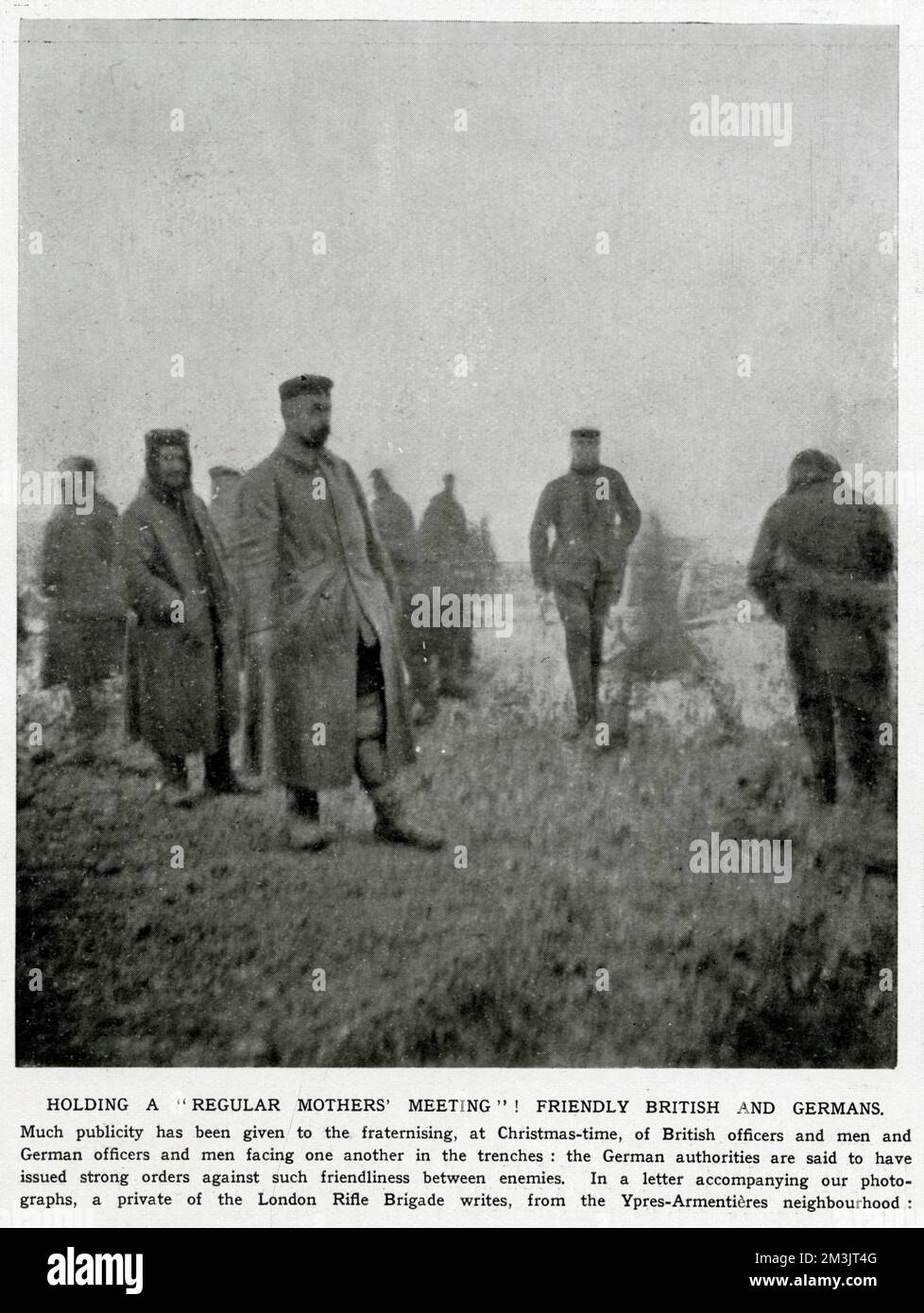 German and British soldiers fraternising during a Christmas Day cease ...