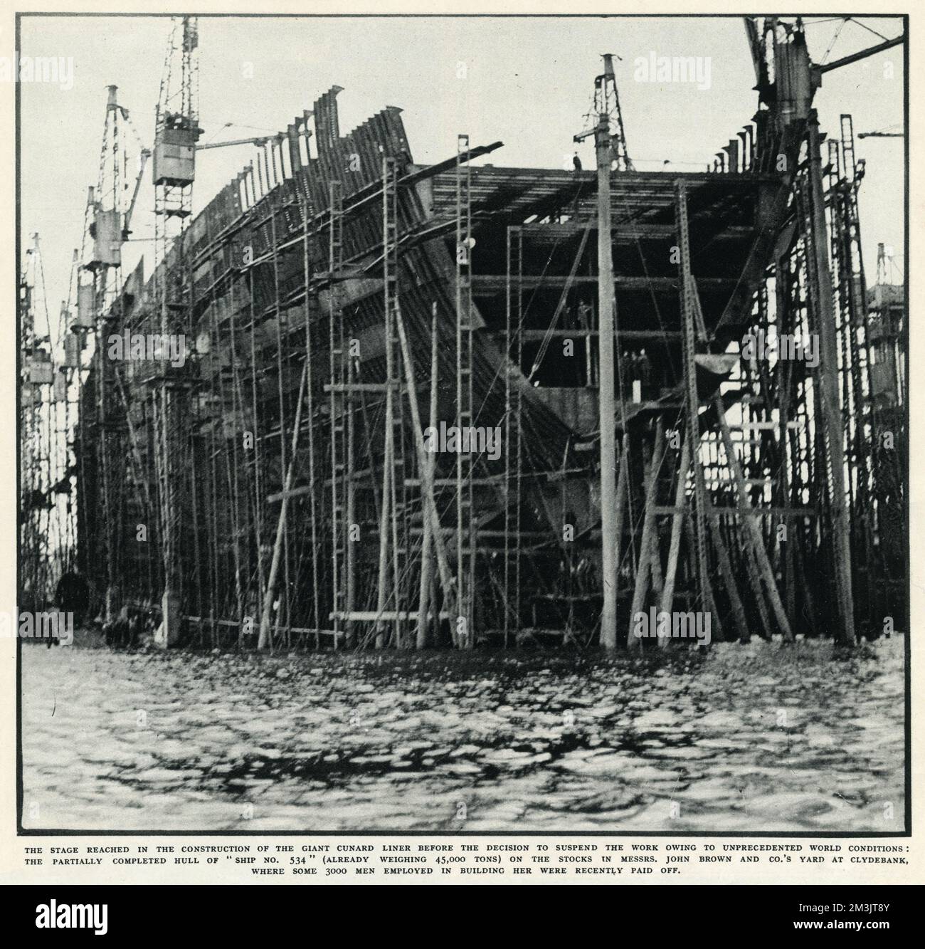 R.M.S. 'Queen Mary', Clydebank, December 1931 Stock Photo - Alamy