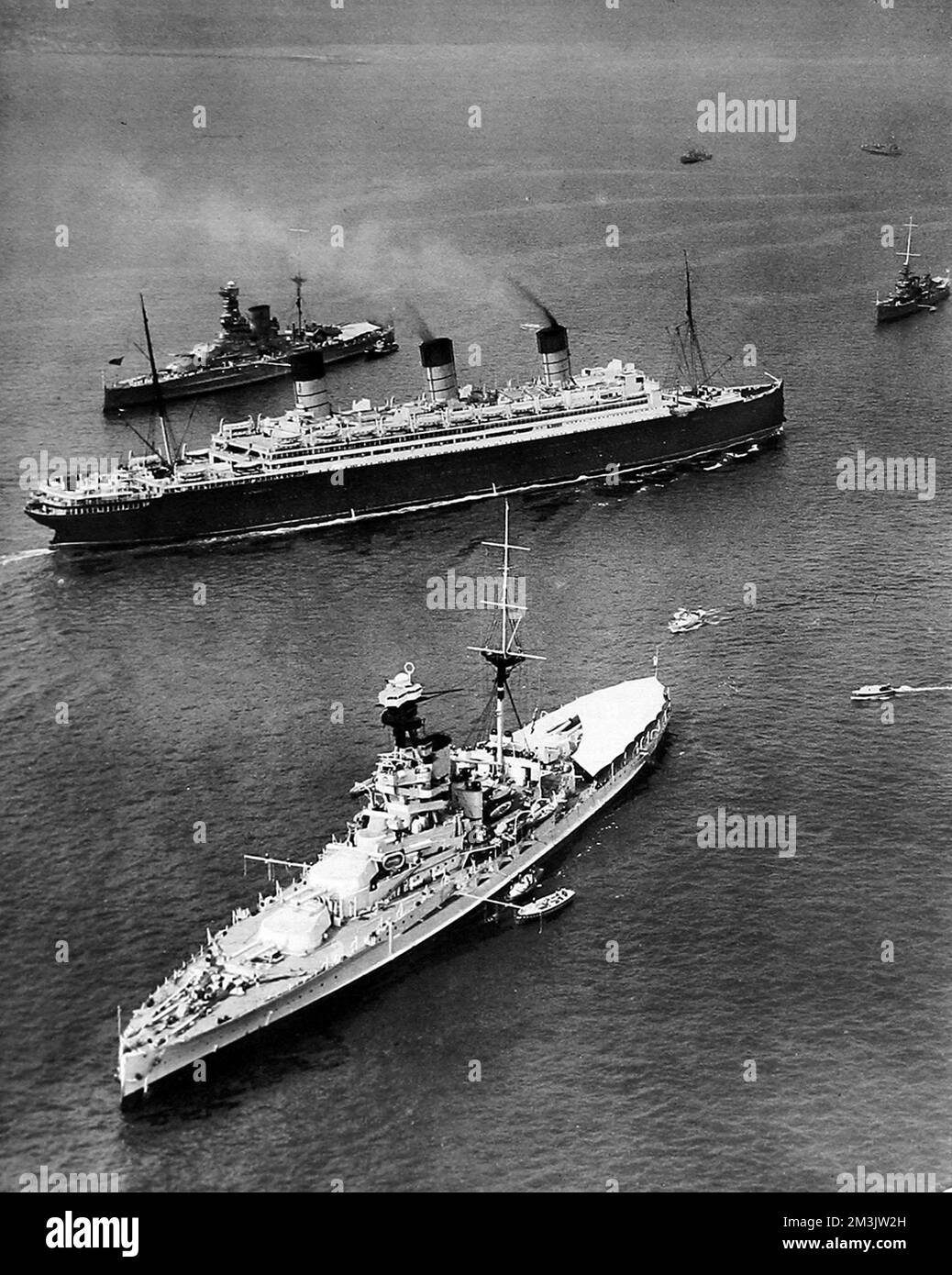 SS 'Berengaria' Passing Spithead, 1935 Stock Photo - Alamy