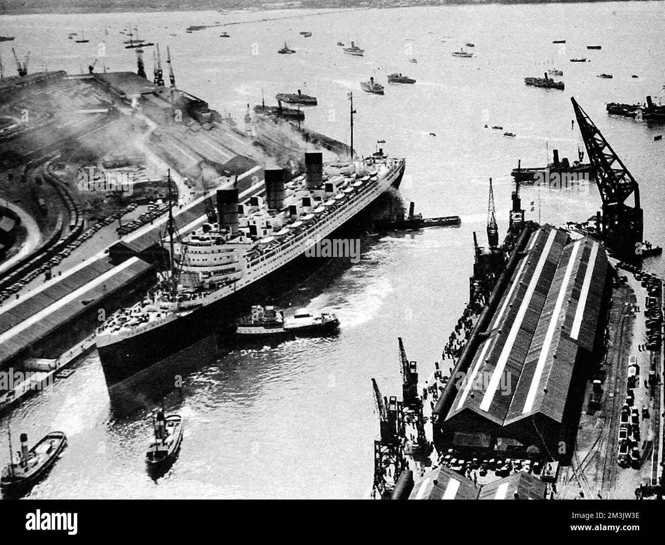 Blue riband record hi-res stock photography and images - Alamy