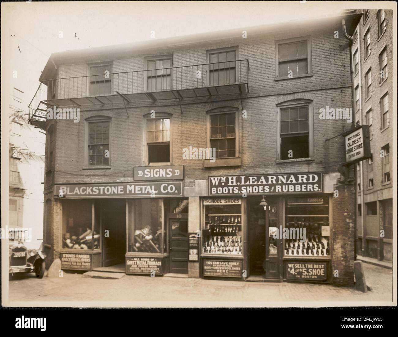 Oldest Brick Building, Creek Square, 10 Marshall Street, Boston, Mass ...