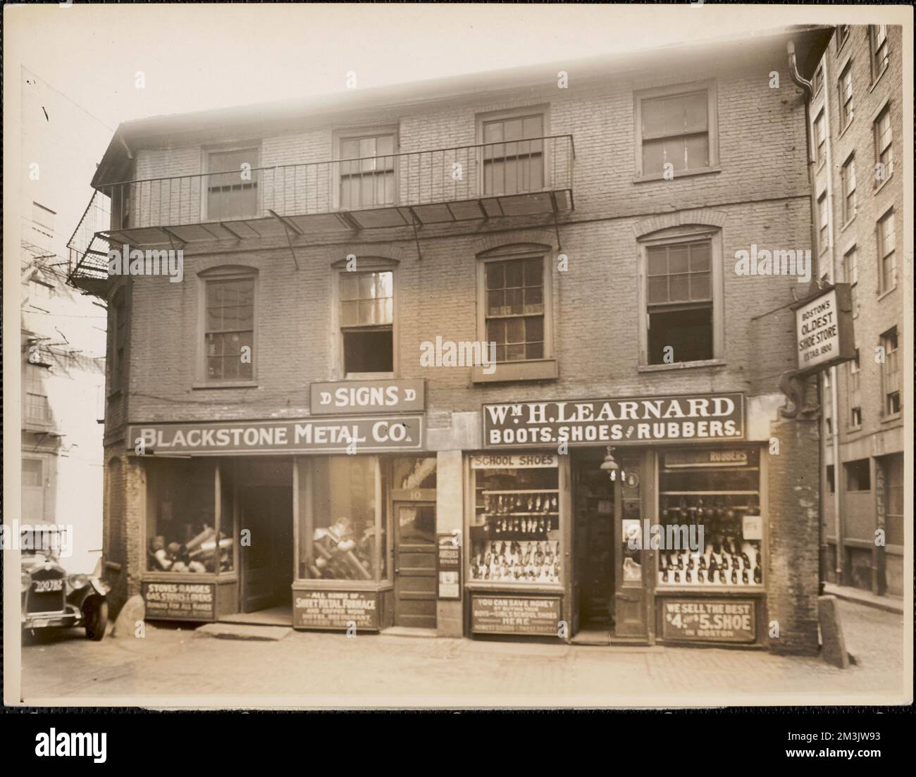 Oldest Brick Building, Creek Square, 10 Marshall Street, Boston, Mass ...