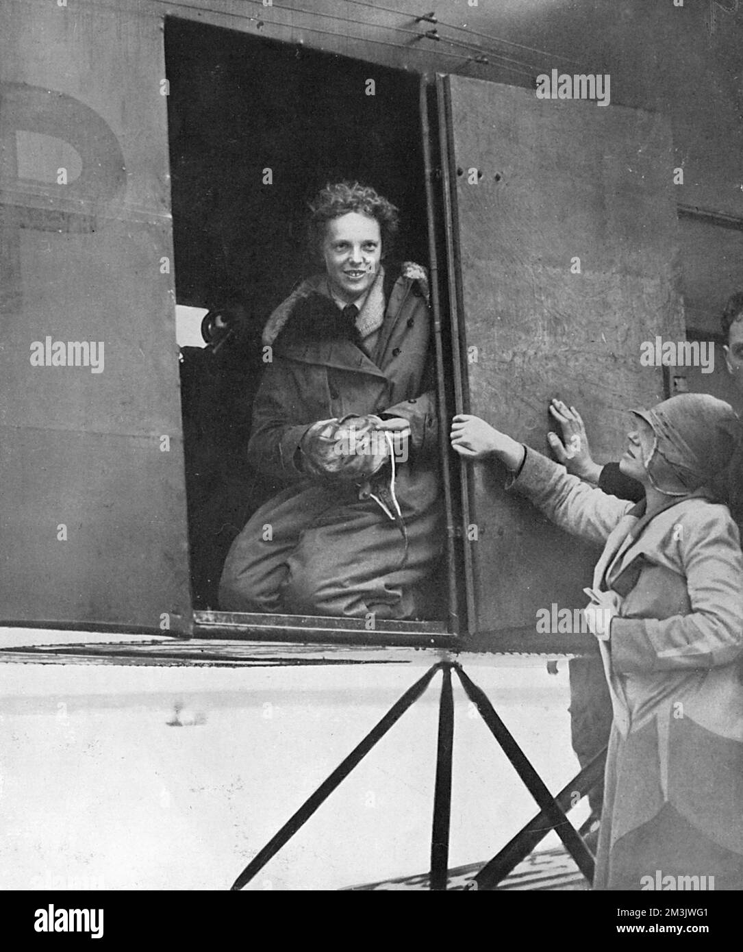 Amelia earhart plane hi-res stock photography and images - Alamy